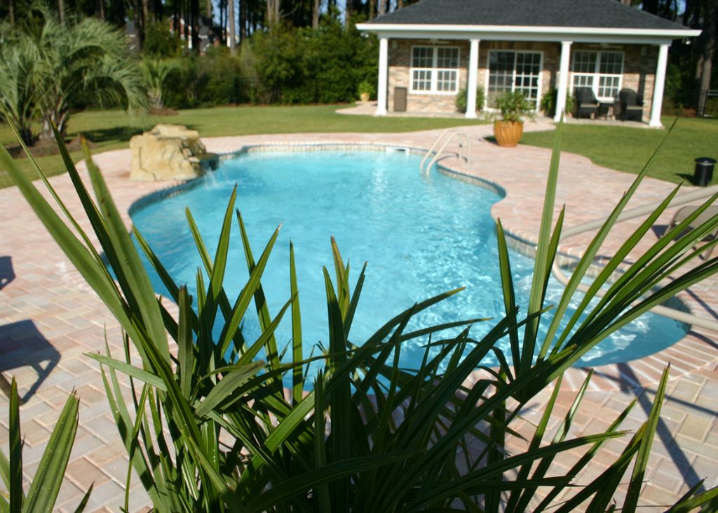 Heritage Custom Pools | Blue Hawaiian Fiberglass Pools Natural Shaped ...